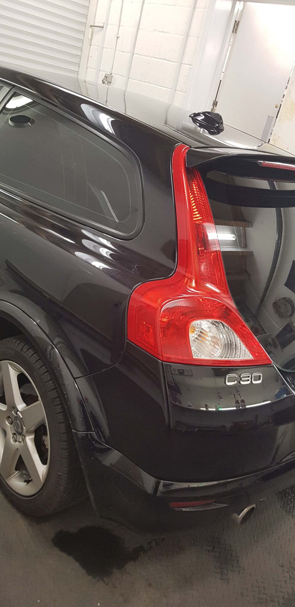 Window Tinting – J.D'Signs | Bespoke Signage Solutions & Vehicle Livery